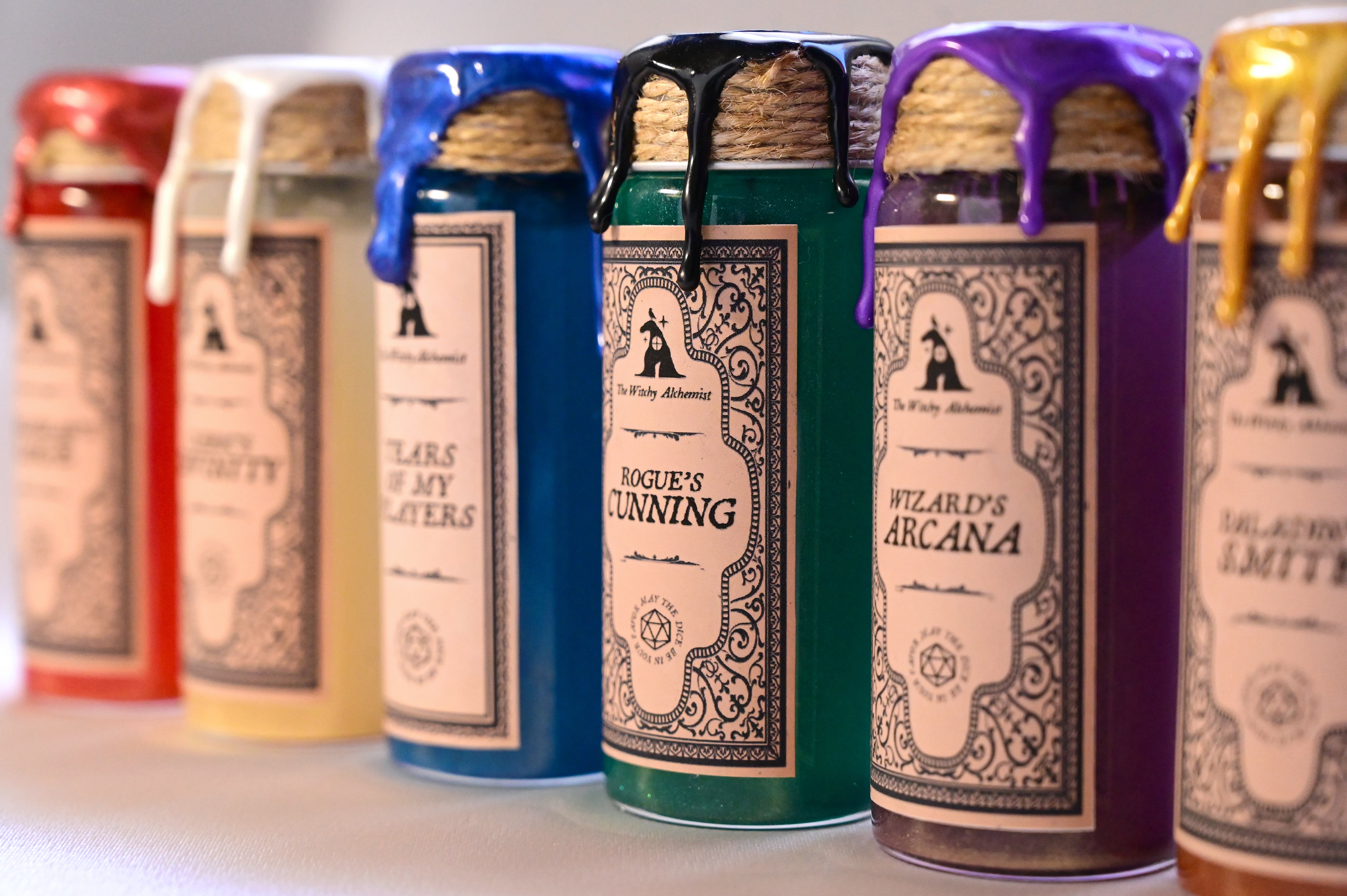 FLOATING D20 DICE POTIONS – TheWitchyAlchemist